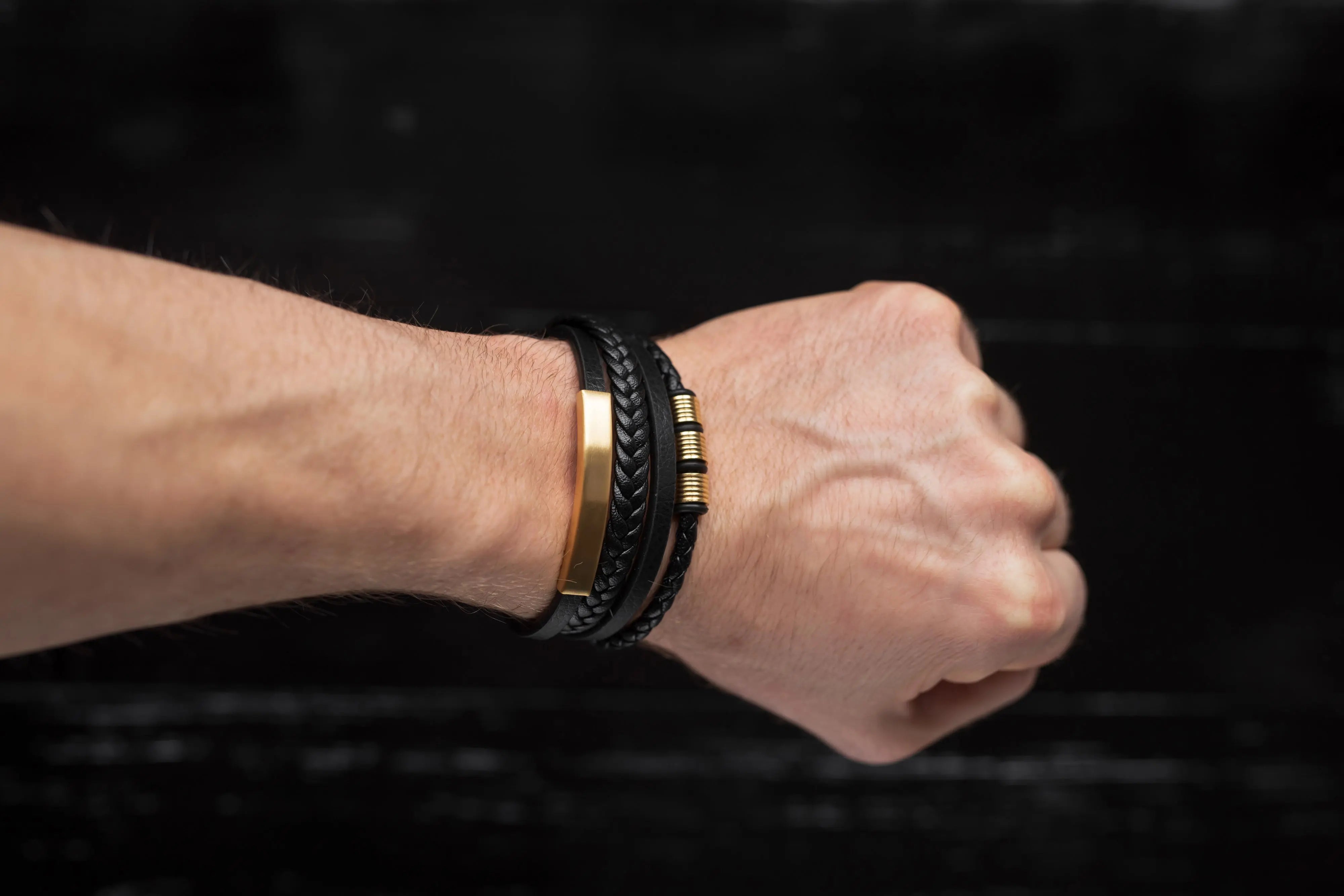 The Ultimate Guide to Men's Leather Bracelets - Glen Ogal